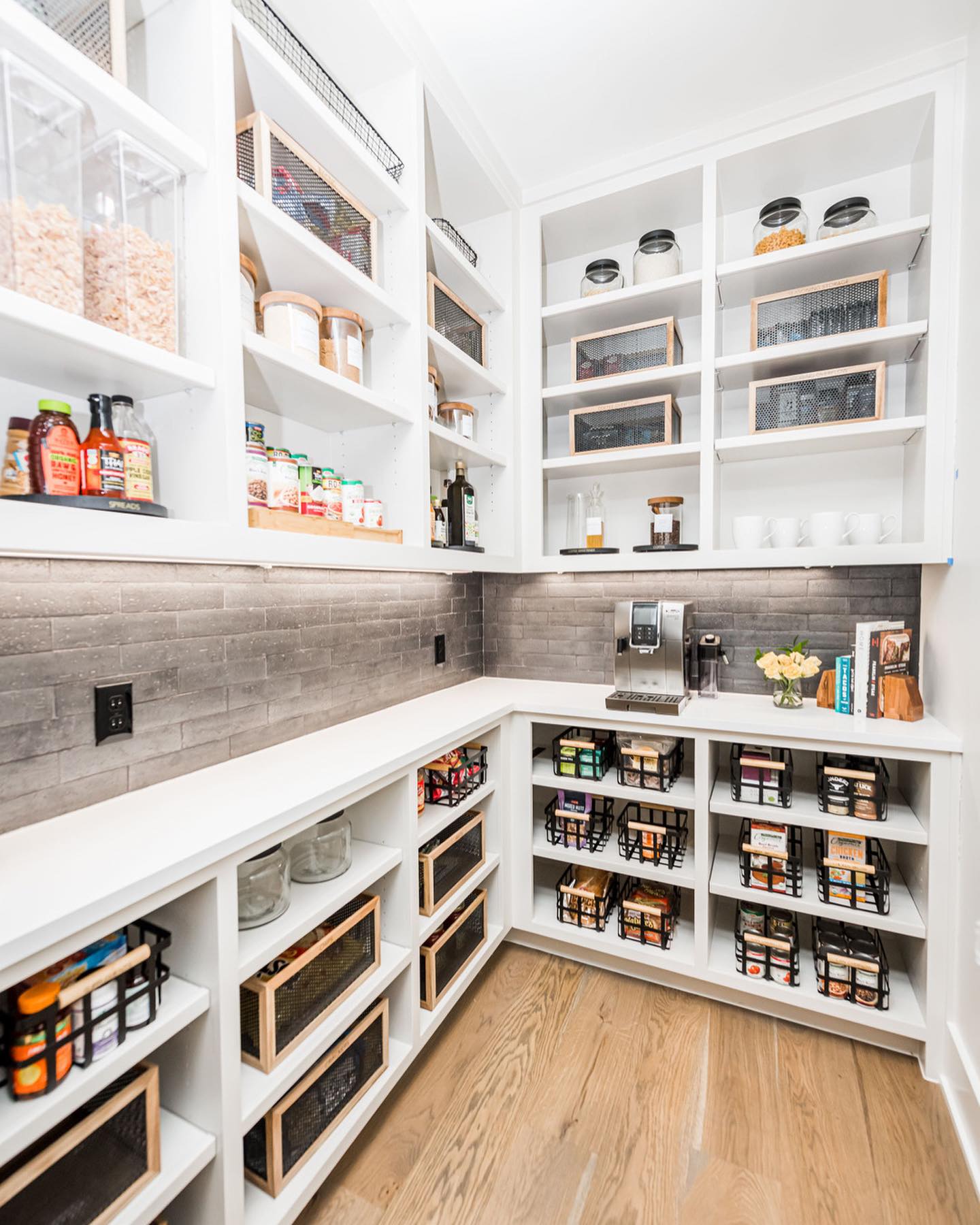 32 Pantry Shelving Ideas for Efficient & Stylish Storage Solutions ...