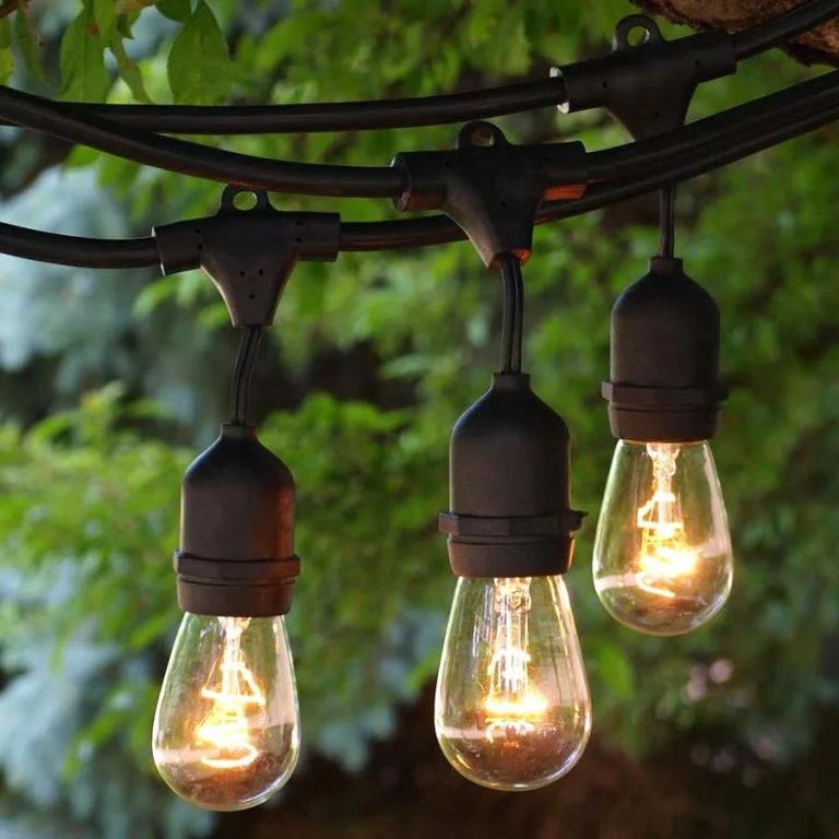 Enchanting 36 Outdoor String Lights Ideas for Magical Evenings ...