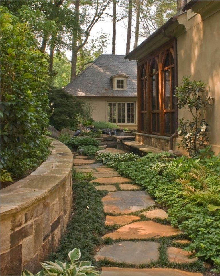 Elevate Your Yard: 31 Stepping Stone Walkway Designs for Every Style ...