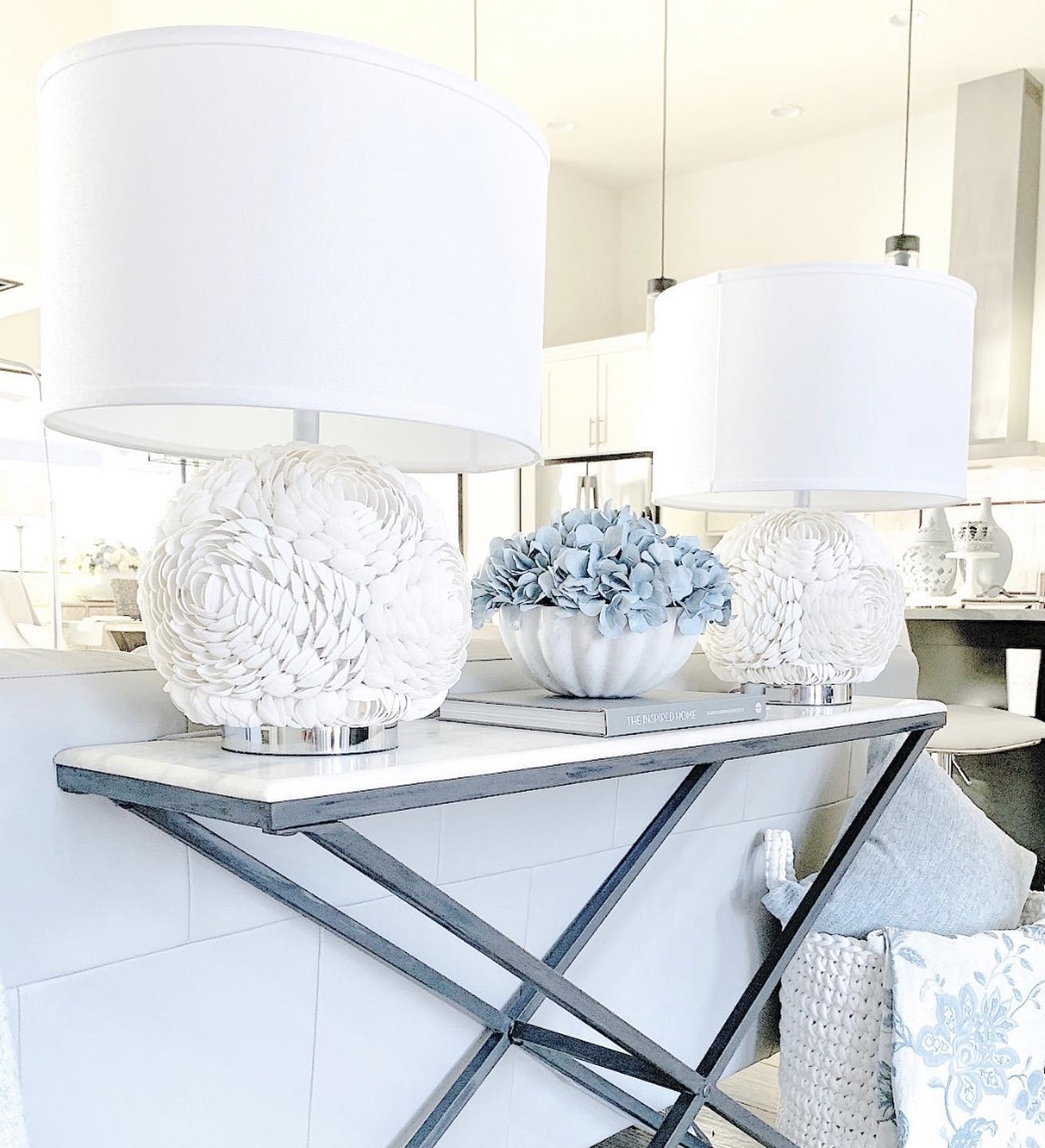 29 Sofa Table Decor Ideas to Transform Your Living Space Elegantly ...