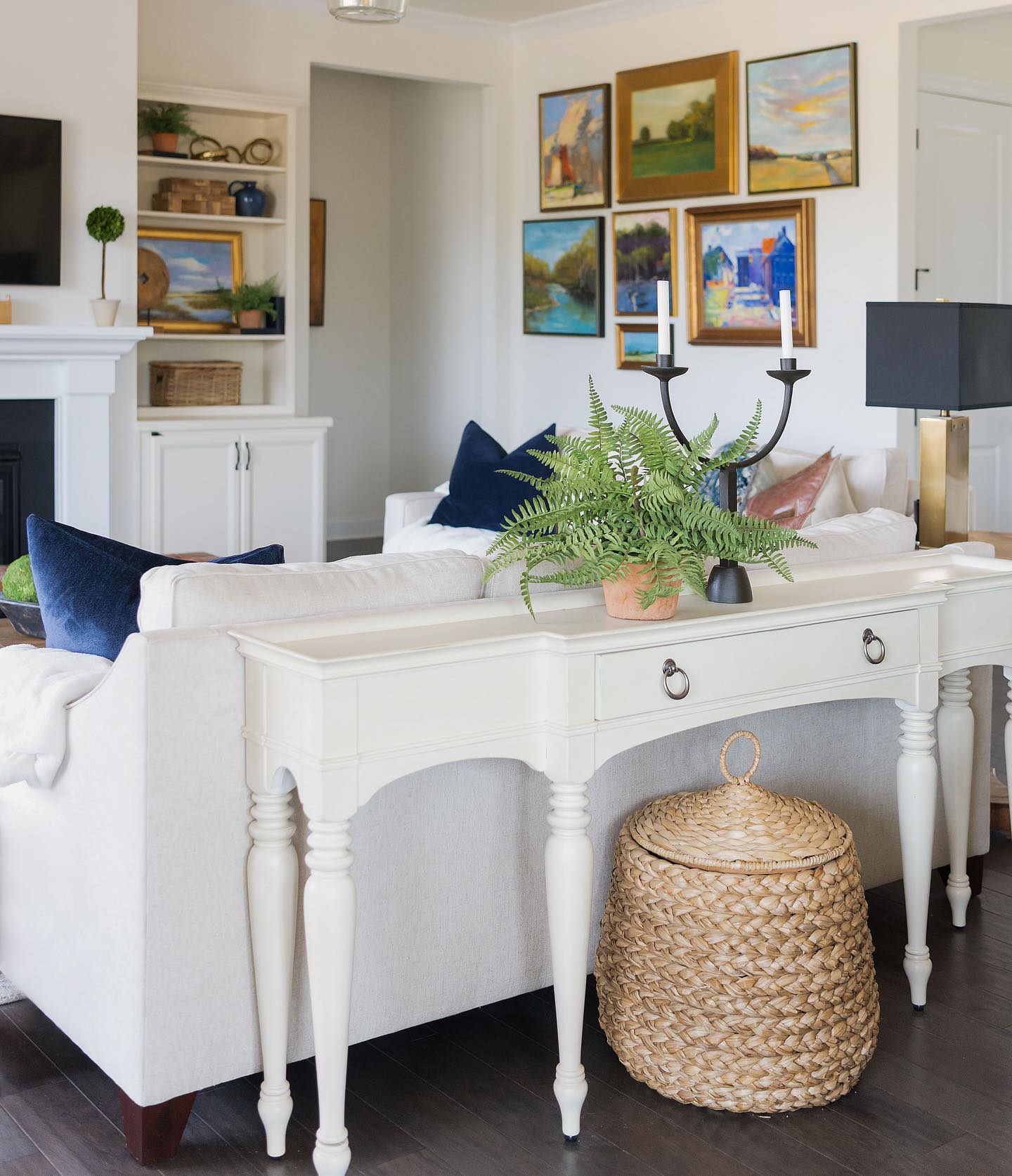 29 Sofa Table Decor Ideas to Transform Your Living Space Elegantly ...