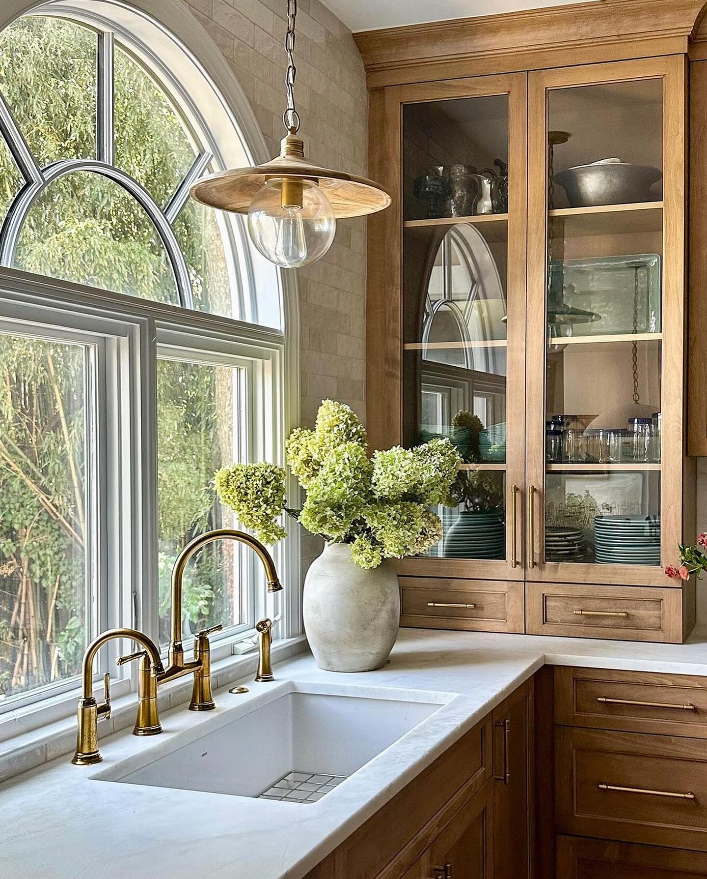 Top 30 Kitchen Window Ideas: Transform Your Space | Lively & Functional ...