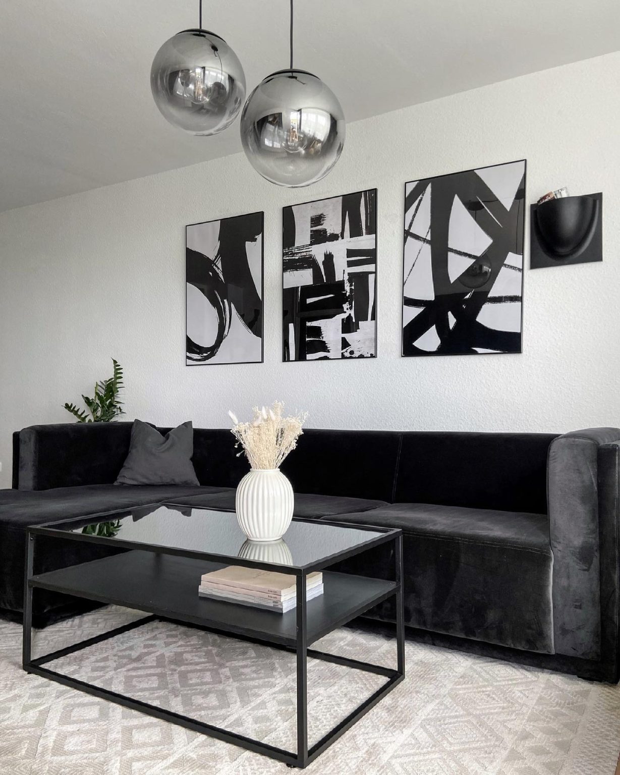 33 Black Sofa Living Room Ideas to Revamp Your Space | Comfy and Chic ...