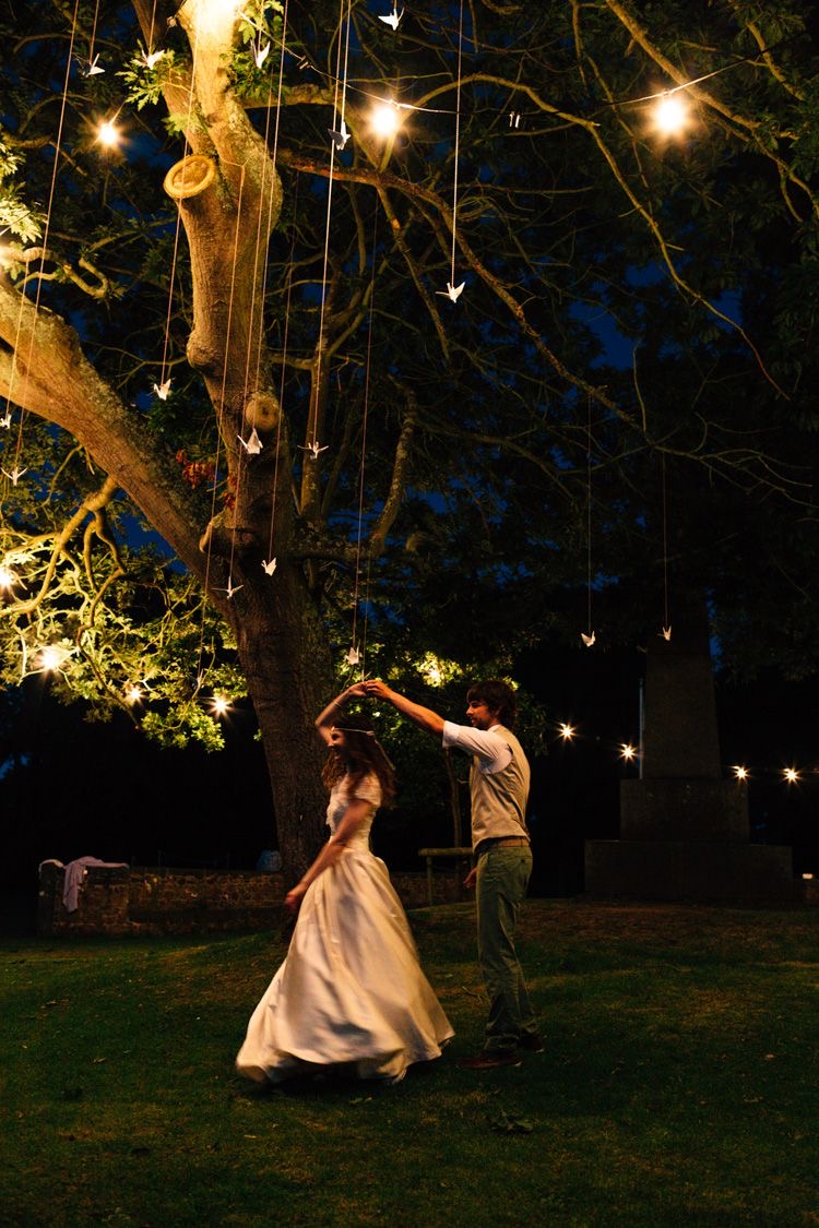 38 Outdoor Tree Lights to Transform Your Garden - Magical Lighting ...