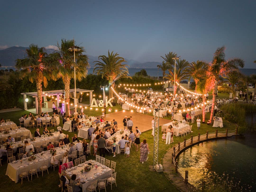 Enchanting 36 Outdoor String Lights Ideas for Magical Evenings ...