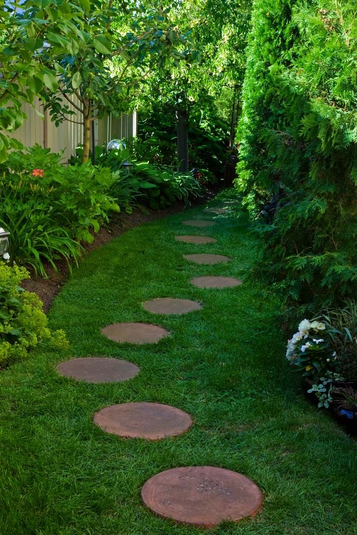 Elevate Your Yard: 31 Stepping Stone Walkway Designs for Every Style ...