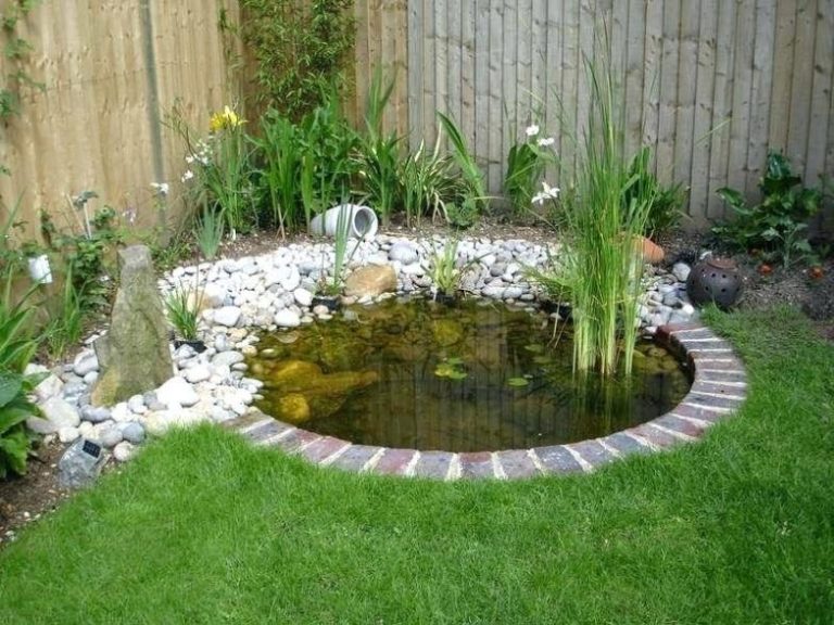 26 Pond Ideas to Transform Your Garden into a Lush Oasis - placeideal.com