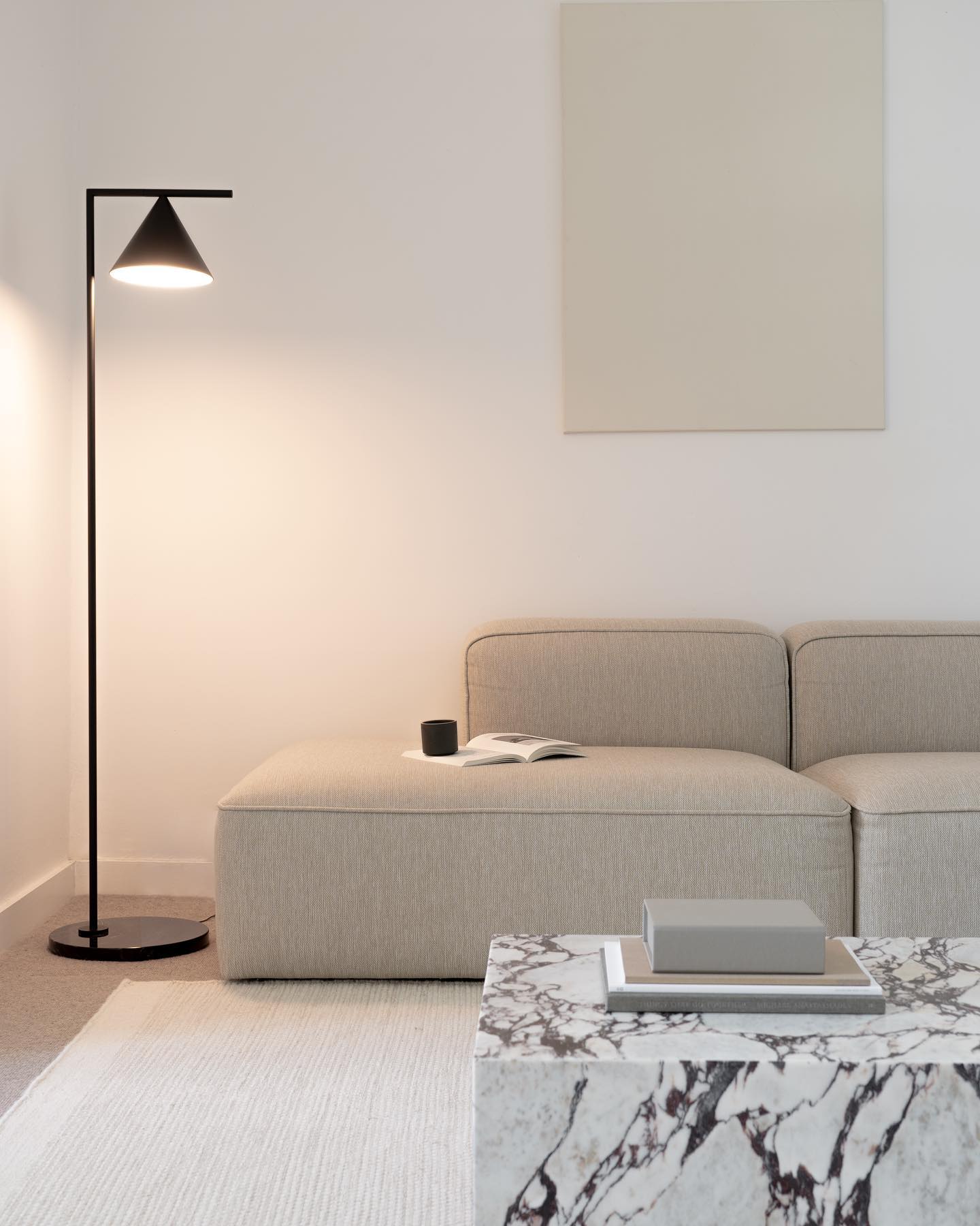 38 Unique Floor Lamps for Living Room: Illuminate with Style ...