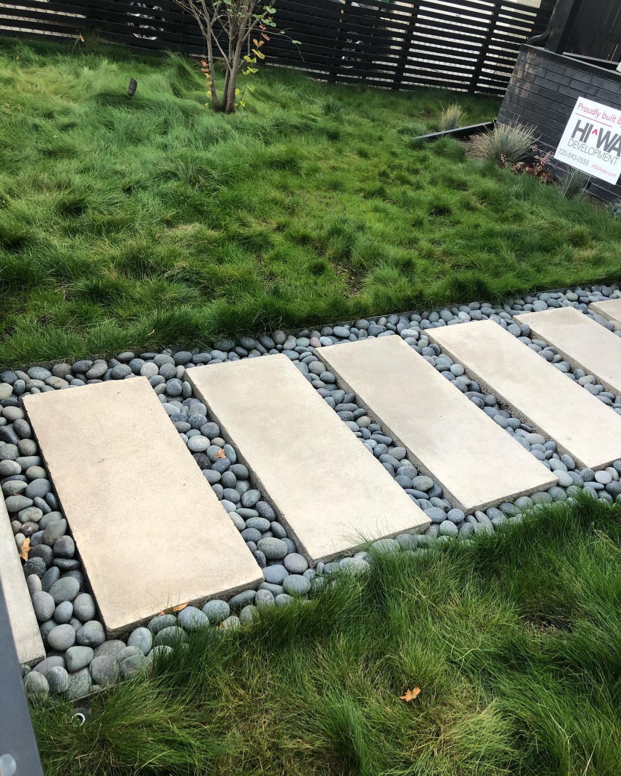 Elevate Your Yard: 31 Stepping Stone Walkway Designs for Every Style ...