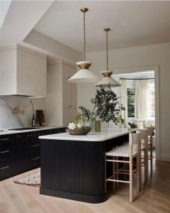 31 Black Kitchen Ideas for Chic & Versatile Cooking Spaces - placeideal.com