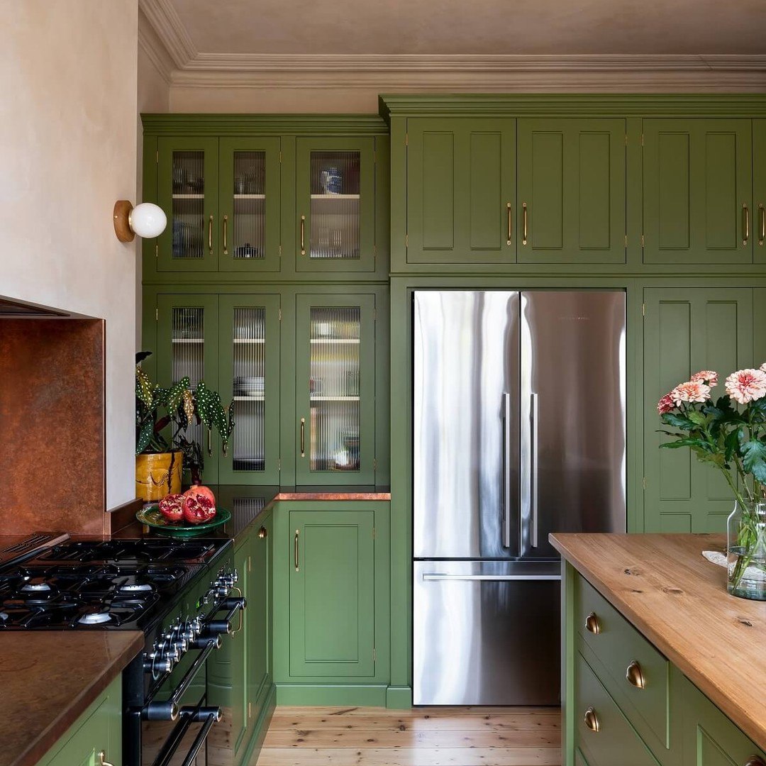 32 Lush Green Kitchen Ideas for a Fresh, Modern Home Update ...