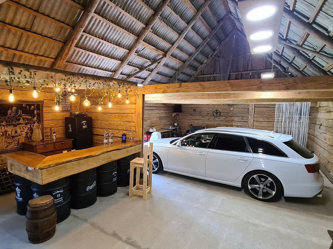 33 Garage Man Cave Ideas for Ultimate Comfort & Style | Transform Your ...
