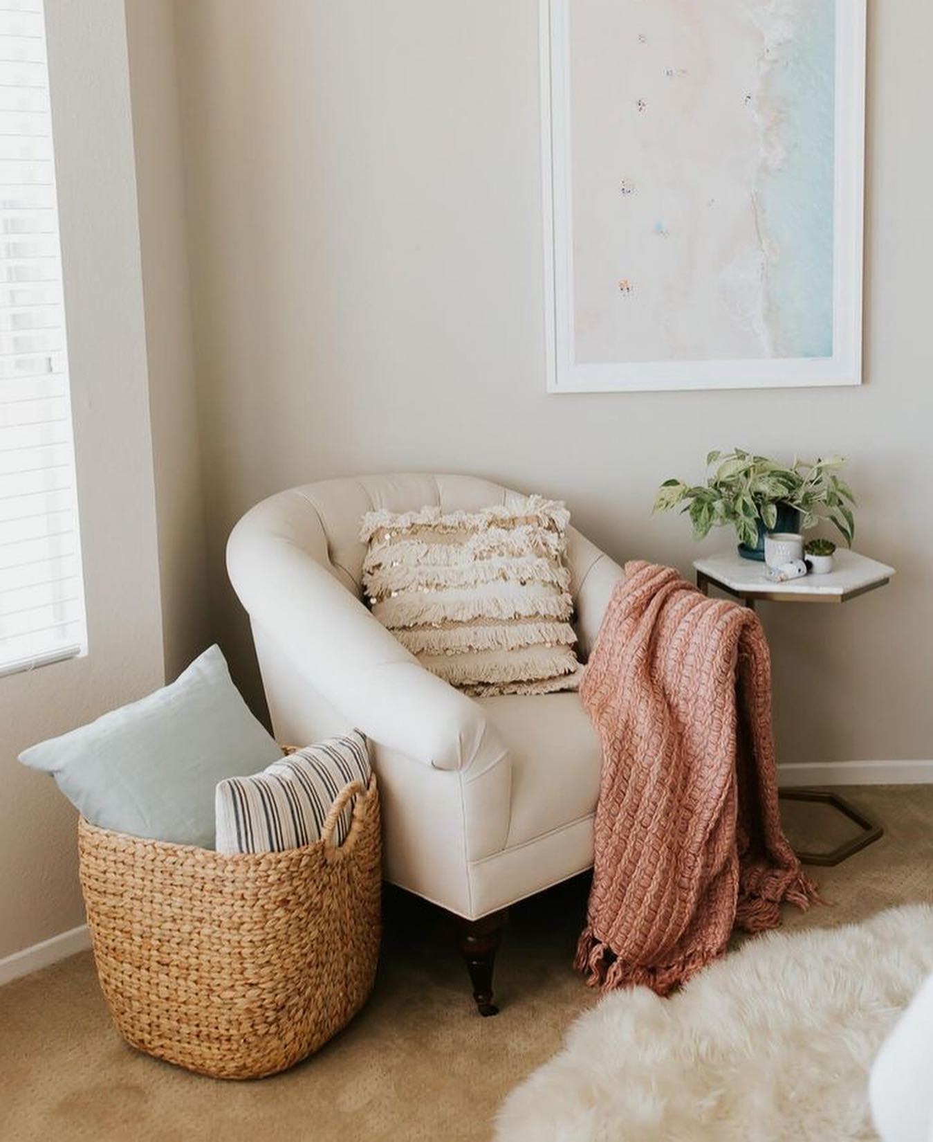 35 Corner Decorating Ideas: Maximize Style & Comfort - placeideal.com