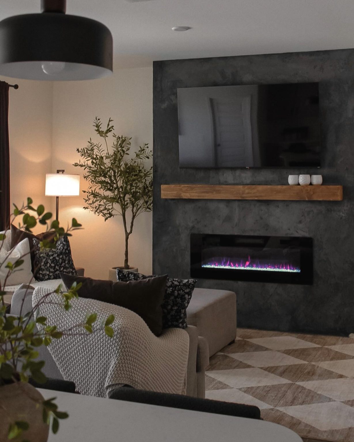 38 Fireplace Ideas with TV: Ultimate Living Room Enhancements ...