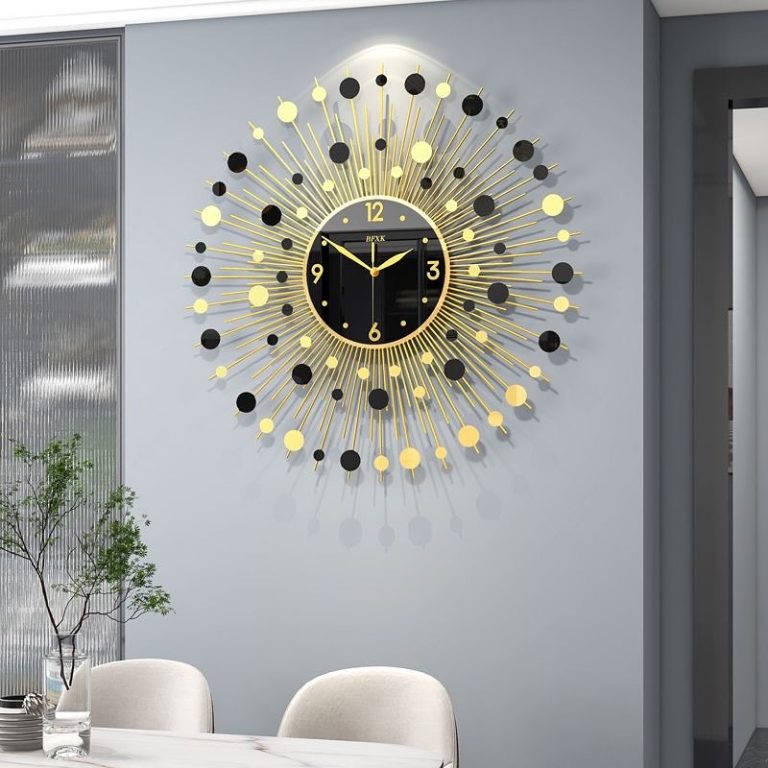 27 Wall Clock Styles to Elevate Your Living Room Decor Elegantly ...