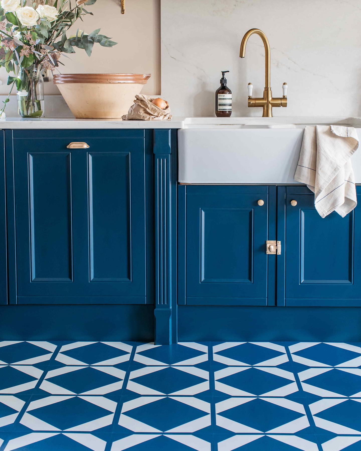 38 Blue Kitchen Ideas: Inspire Your Home with Oceanic Tones ...