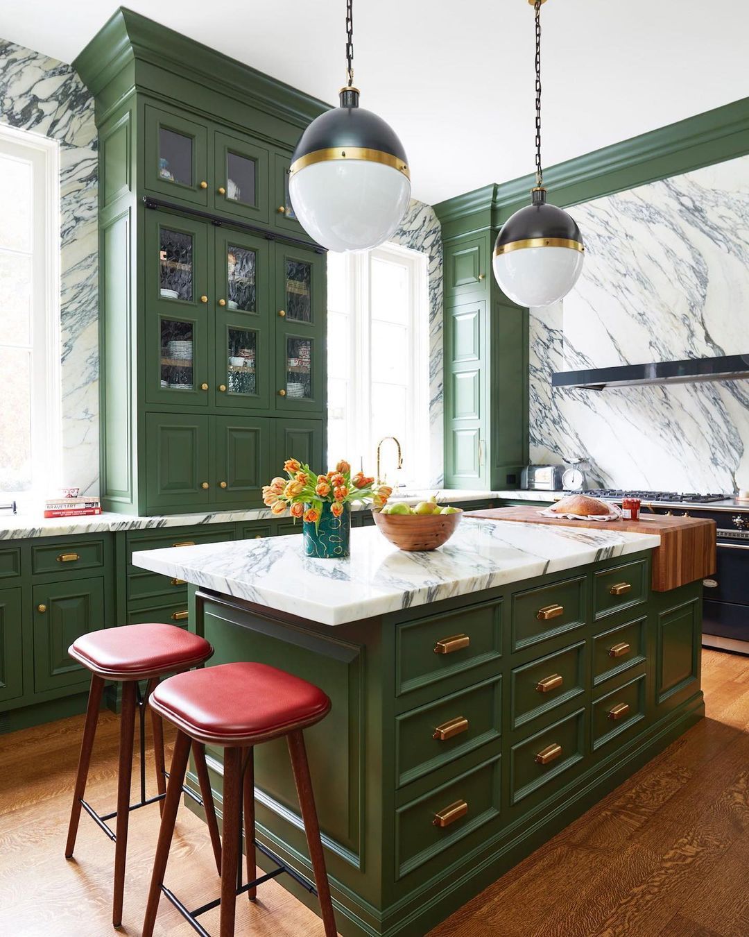 32 Lush Green Kitchen Ideas for a Fresh, Modern Home Update ...