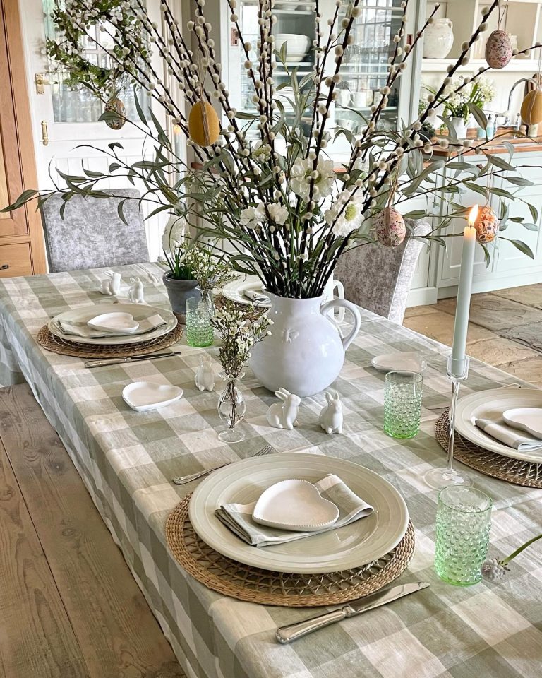 33 Table Settings Ideas: Elevate Your Dining Ambiance - placeideal.com