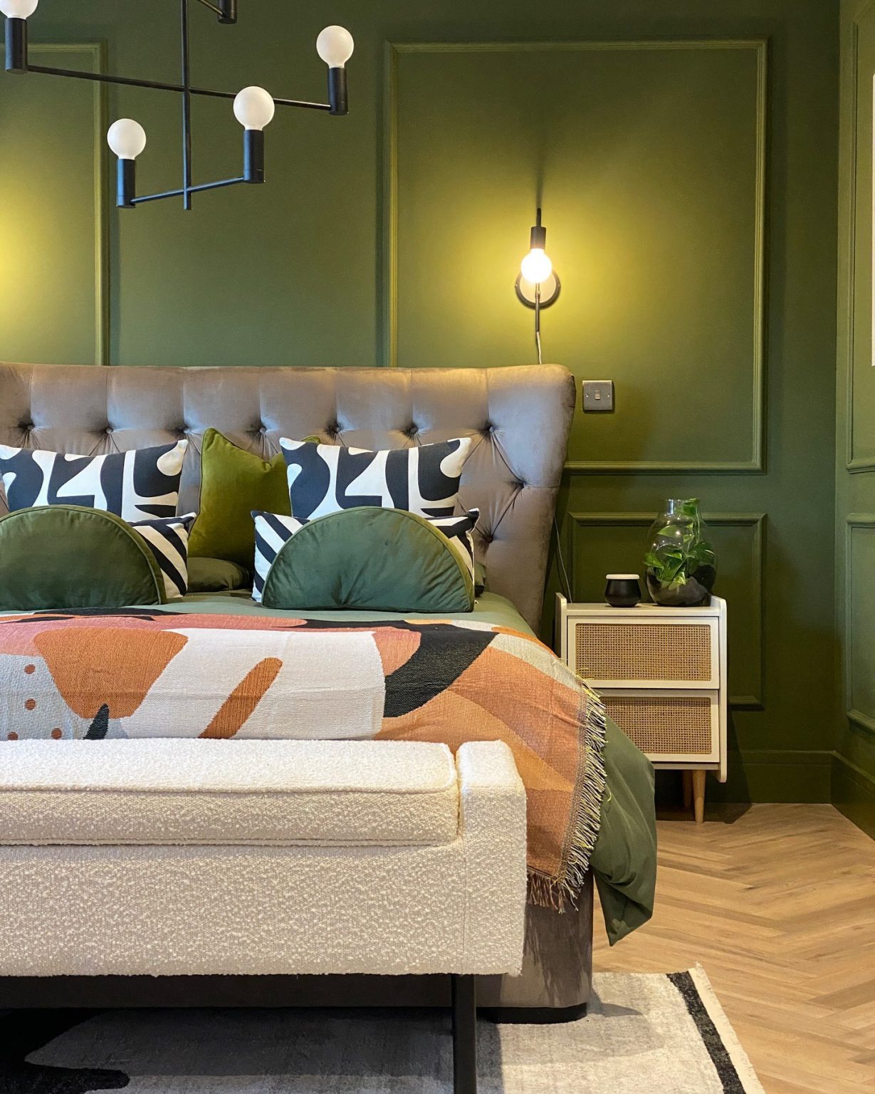 29 Green Bedroom Ideas: Transform Your Space with Verdant Hues ...