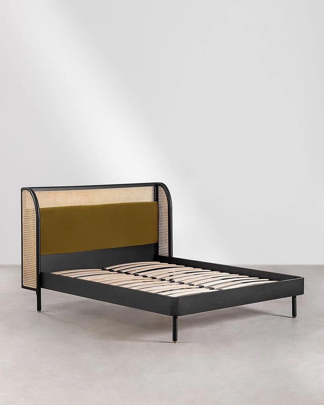 Revitalize Your Space with 31 Bed Frame Ideas for Stylish Slumber ...