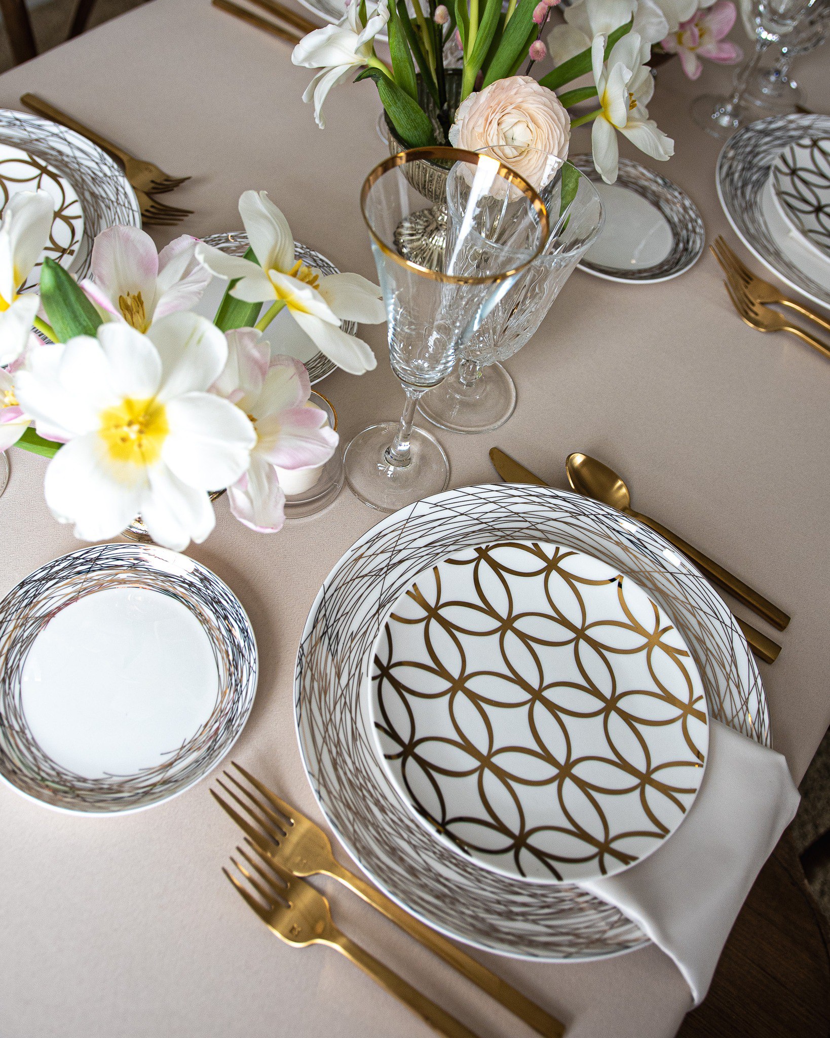33 Table Settings Ideas: Elevate Your Dining Ambiance - placeideal.com