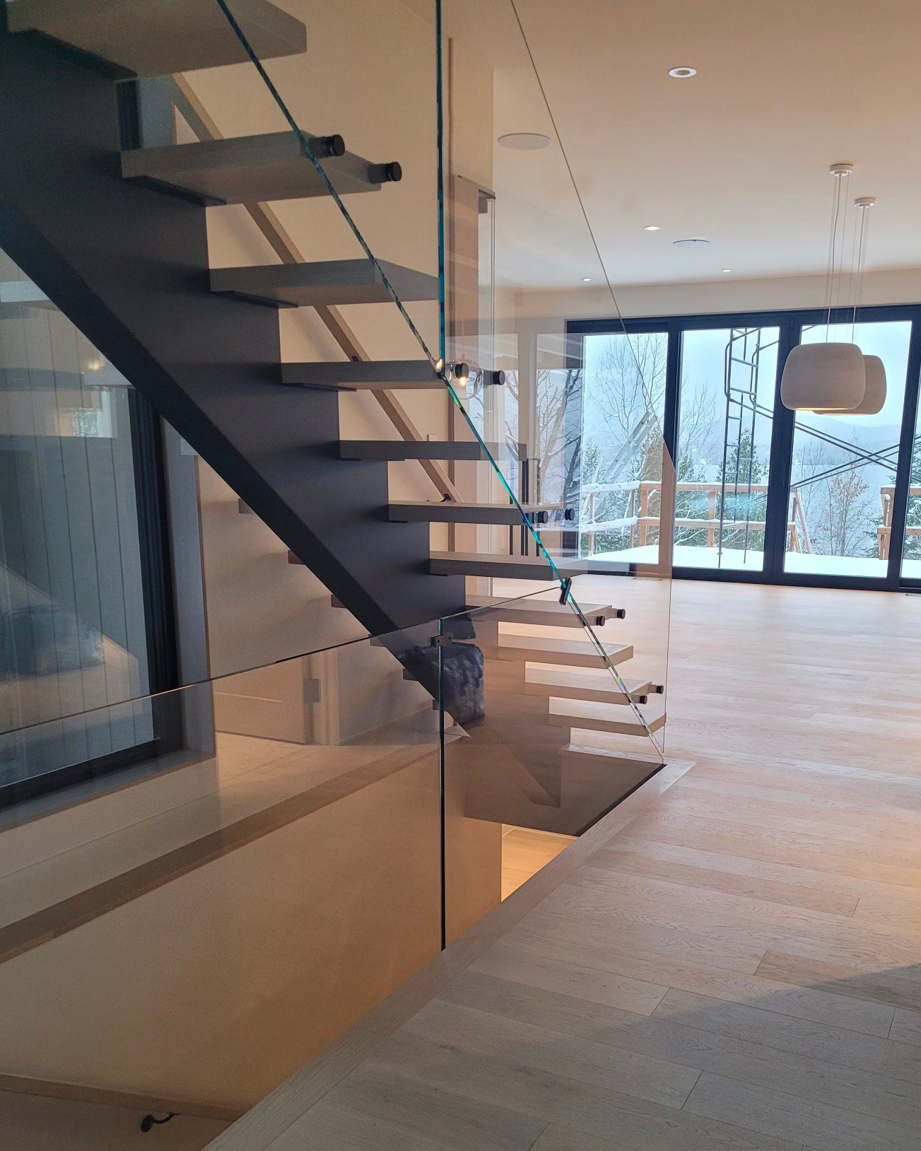 35 Floating Staircase Ideas for a Modern Home Aesthetic | Design ...