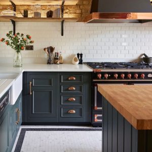 34 Dark Kitchen Ideas: Transform Your Home with Elegant Designs ...