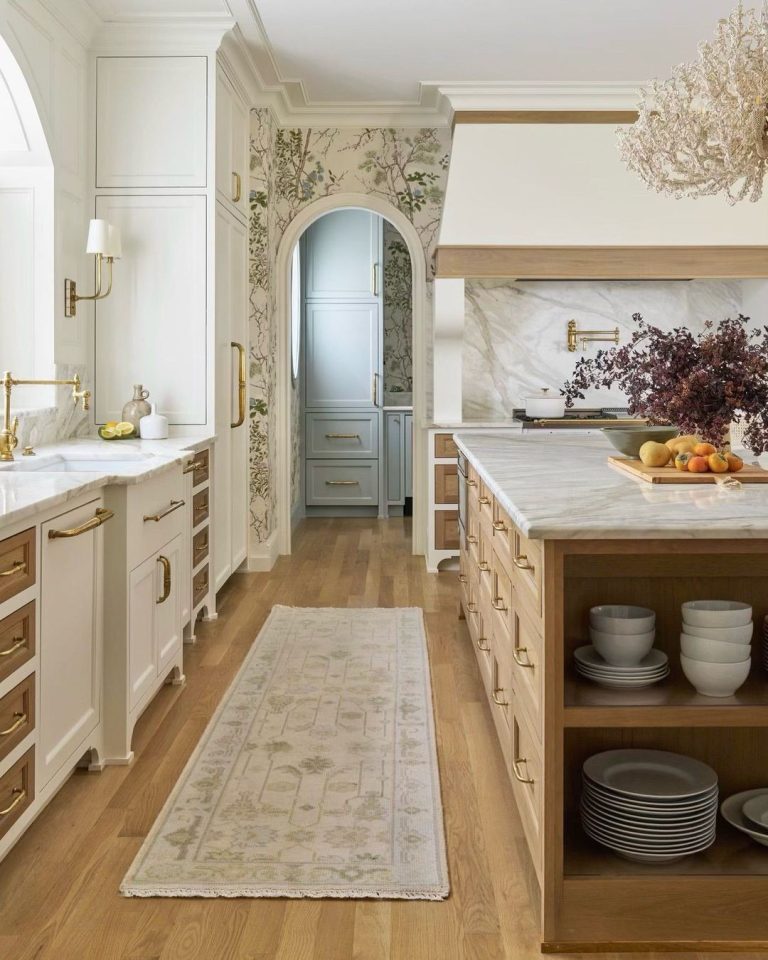 33 Kitchen Door Ideas to Transform Your Culinary Space Elegantly ...