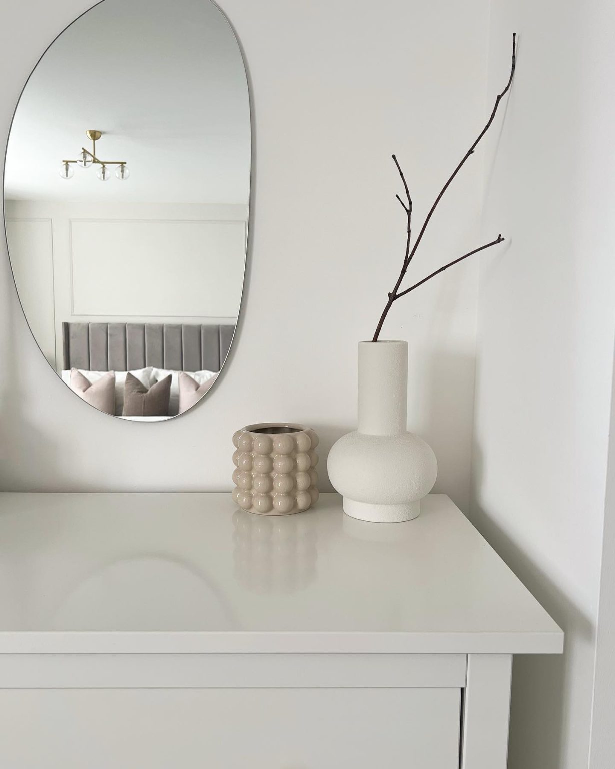 33 Bedroom Mirror Ideas: Elevate Your Space with Stylish Reflections ...