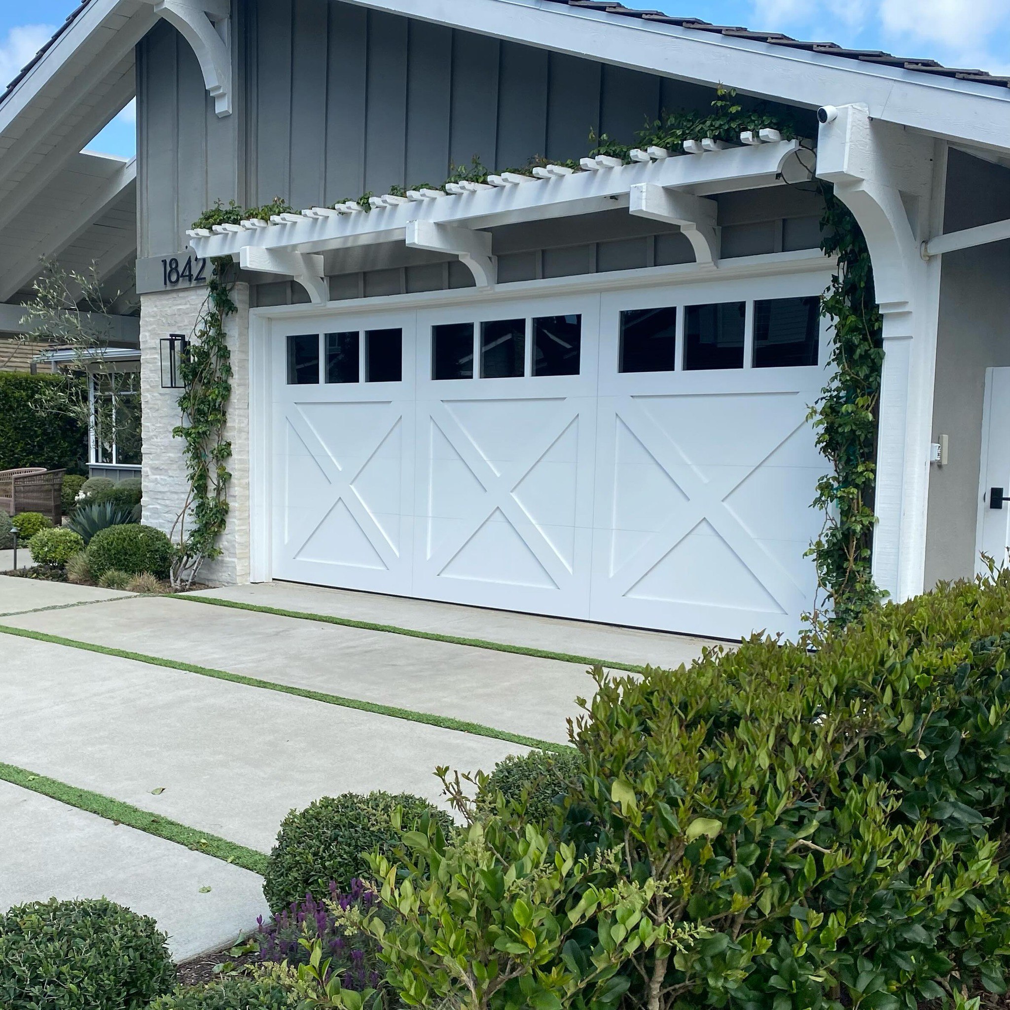 Boost Home Style with 27 Garage Door Ideas - Find Your Perfect Match ...