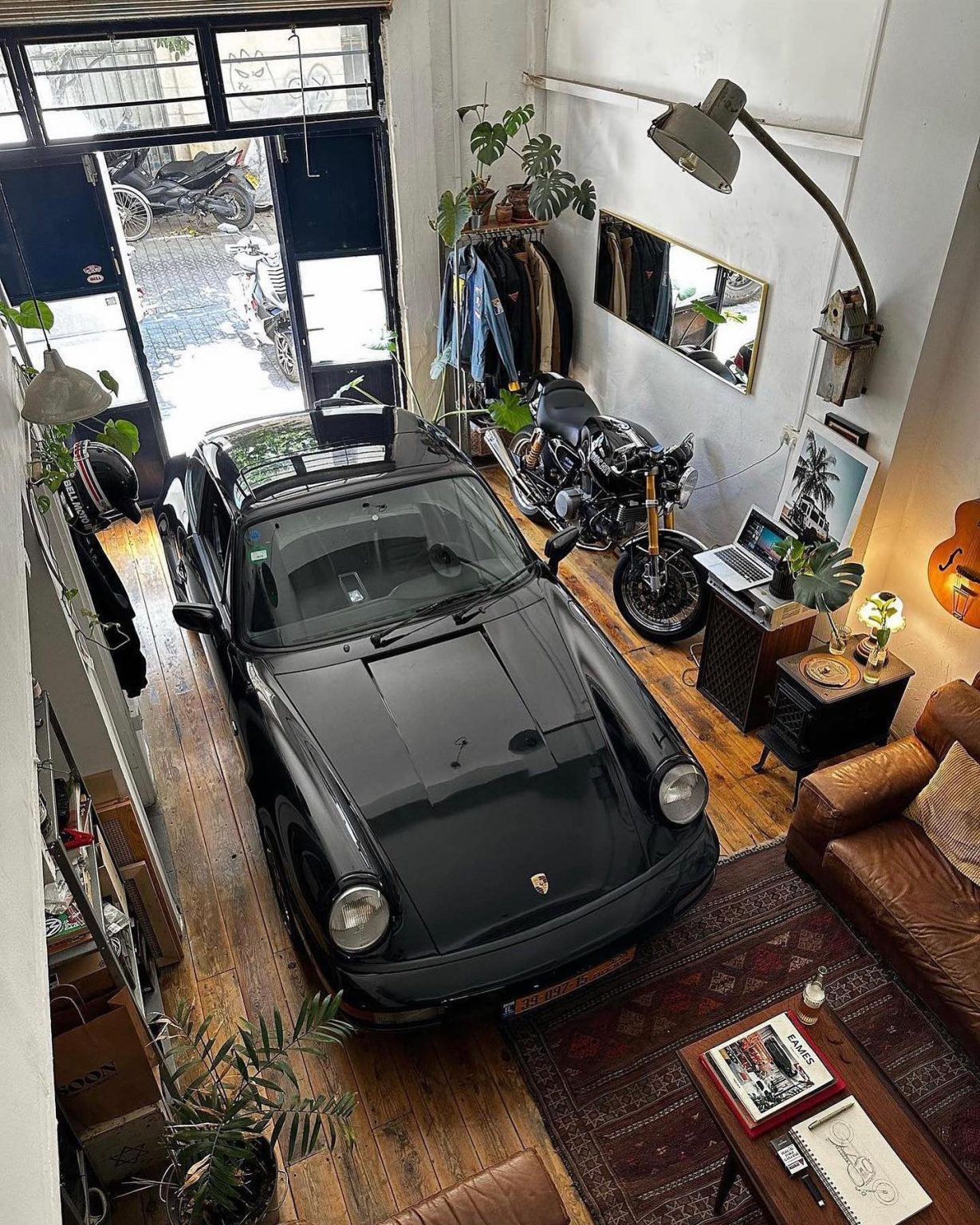 33 Garage Man Cave Ideas for Ultimate Comfort & Style | Transform Your ...