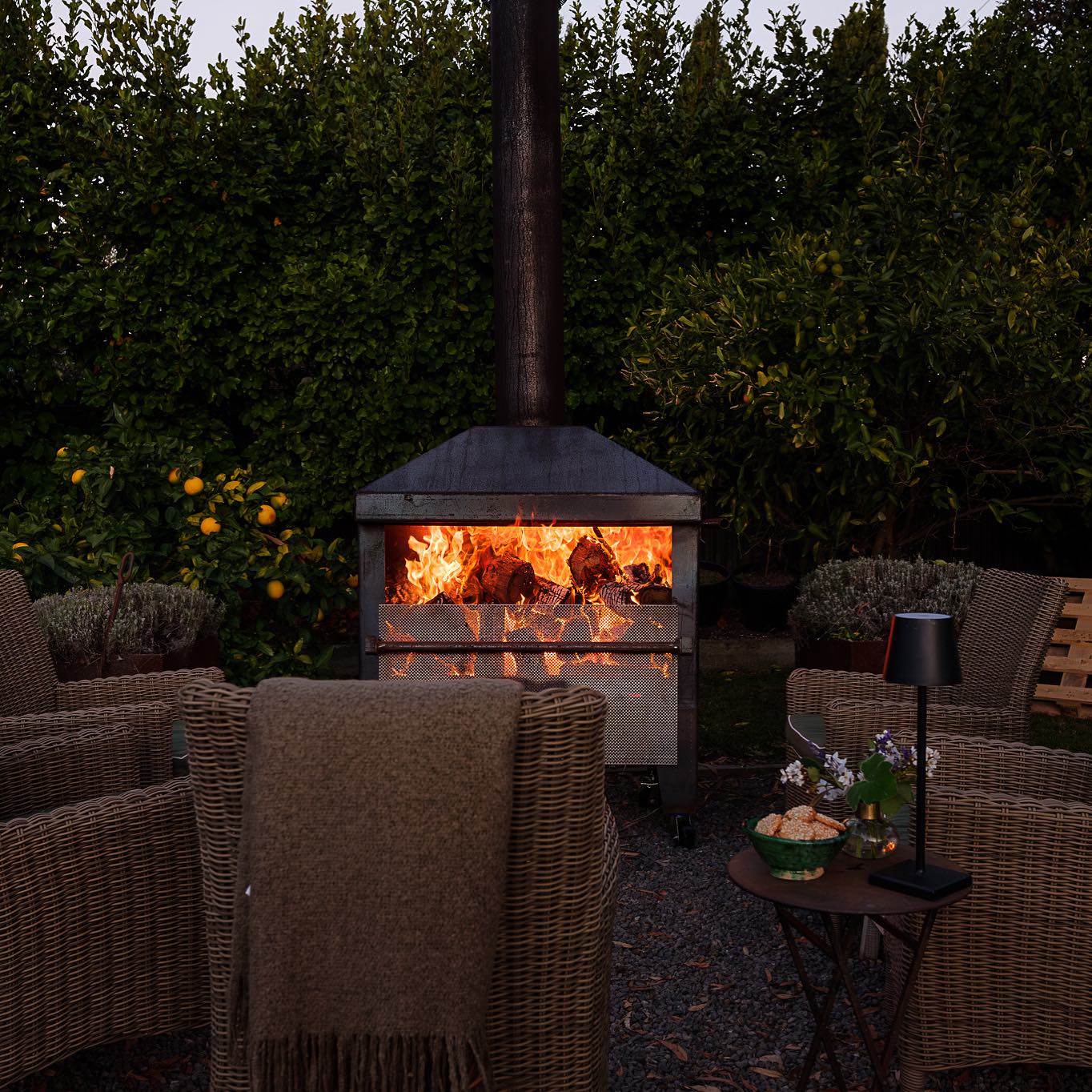 39 Outdoor Fireplace Ideas: Rustic Charm to Contemporary Elegance ...