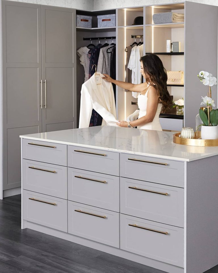 Maximize Space with 32 Bedroom Storage Ideas | Smart & Stylish ...