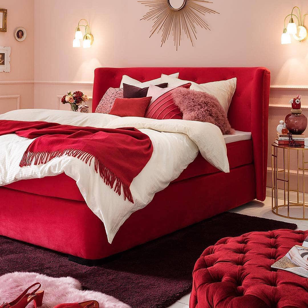 Enliven Your Space: 29 Red Bedroom Ideas for Passionate Decor ...