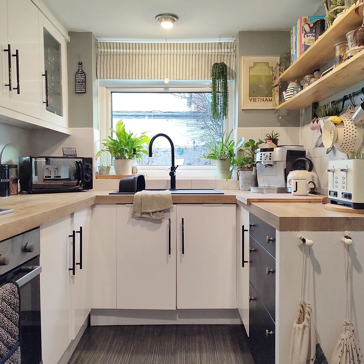 34 Small Kitchen Ideas to Maximize Your Space Elegantly - placeideal.com