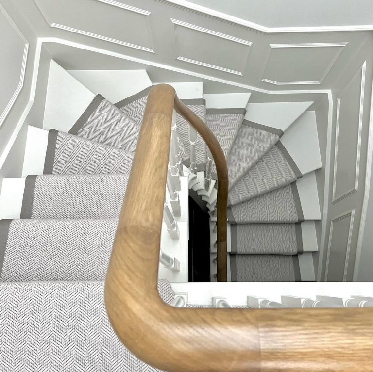 36 Closed Staircase Ideas - Transform Your Space with Chic Designs ...