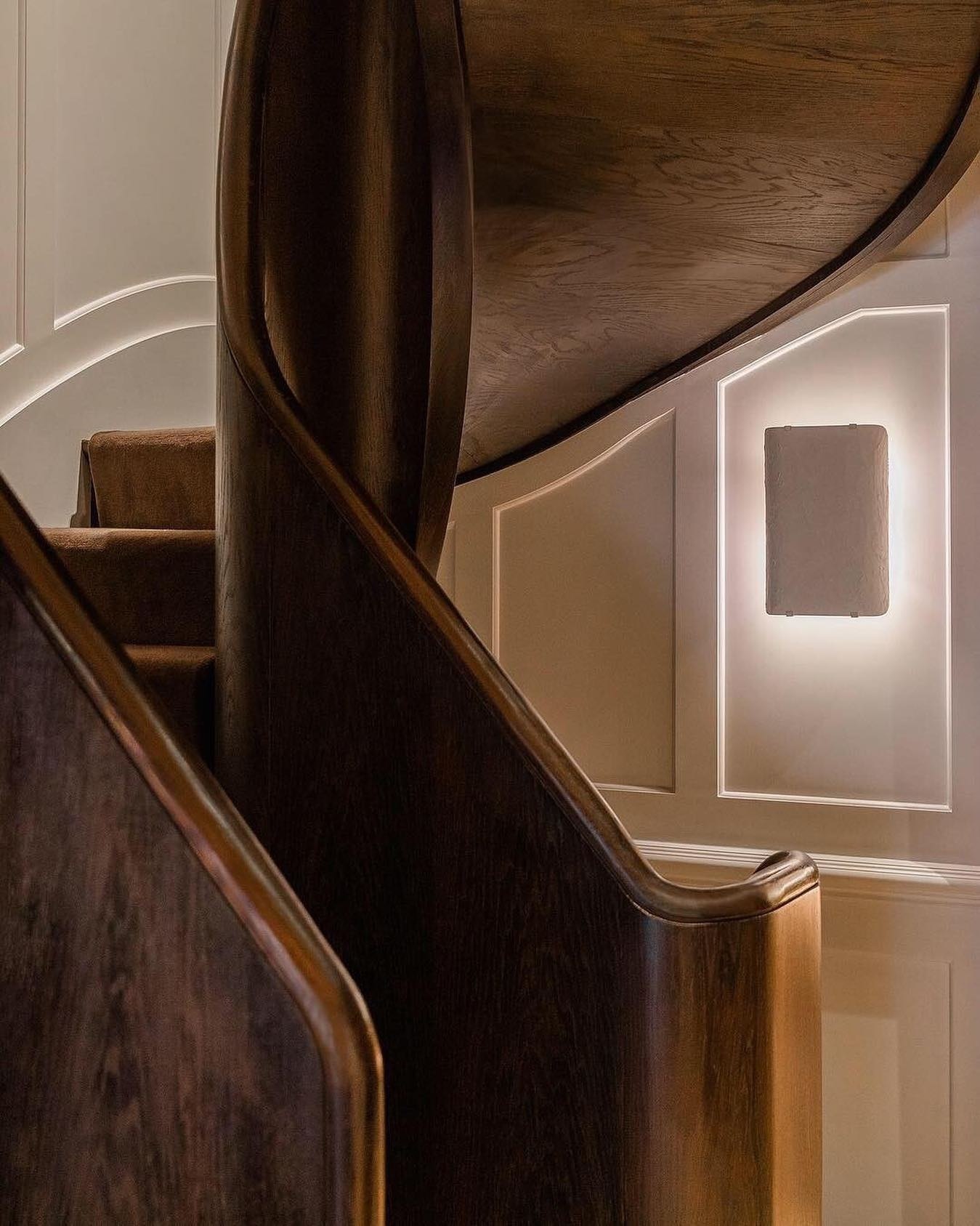 27 Dark Staircase Ideas - Transform Your Home with Elegant Designs ...