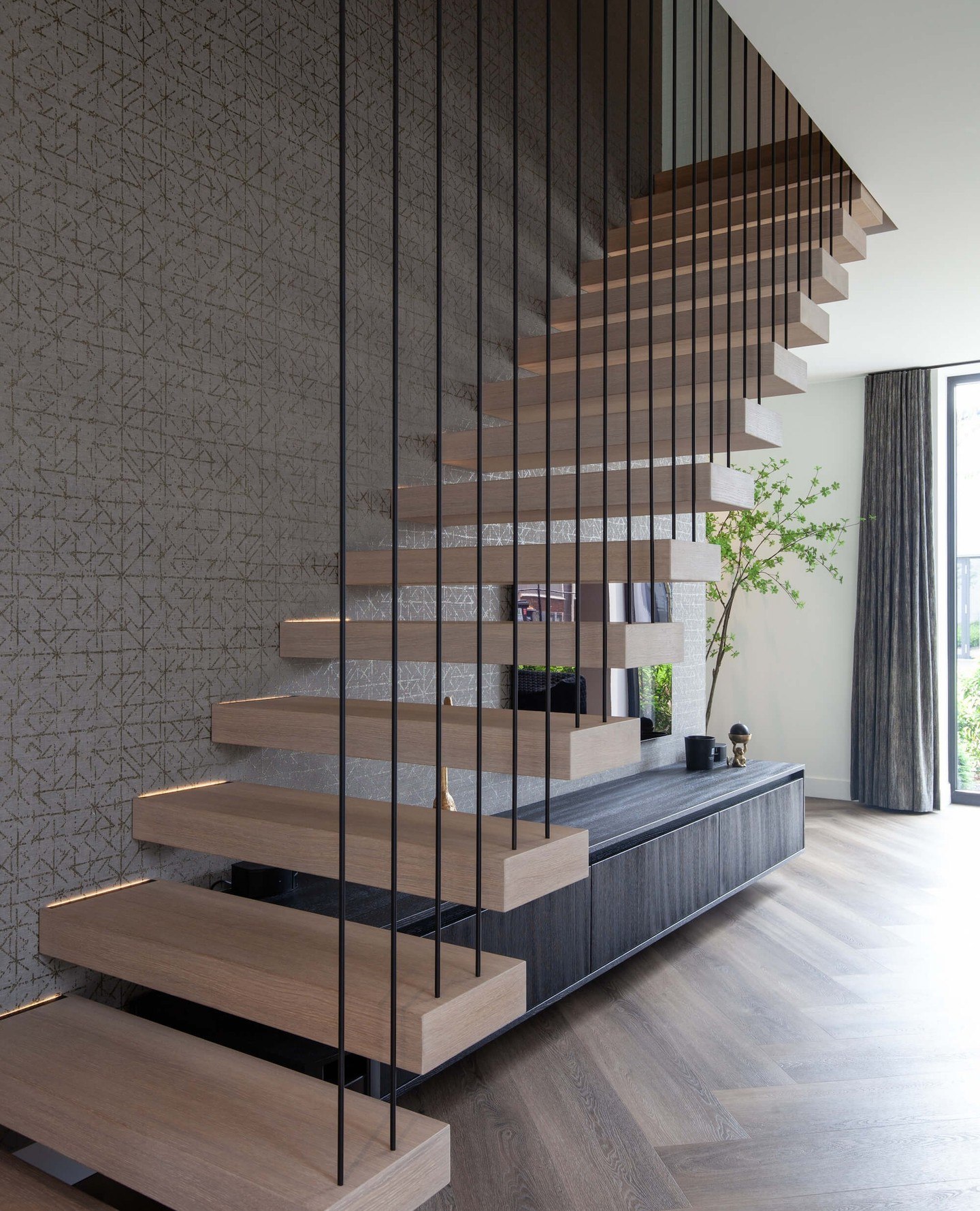 35 Floating Staircase Ideas for a Modern Home Aesthetic | Design ...