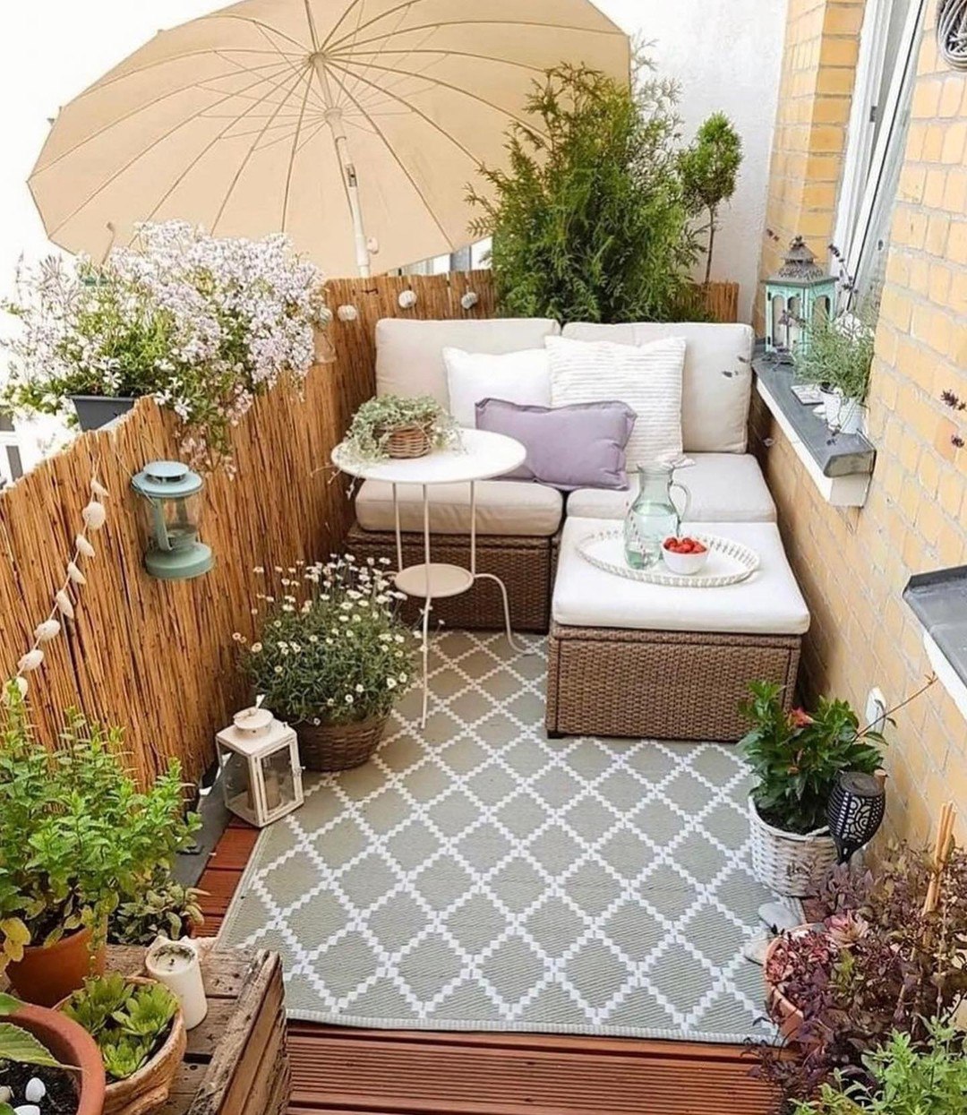 32 Balcony Garden Ideas: Create Your Own Urban Oasis - placeideal.com