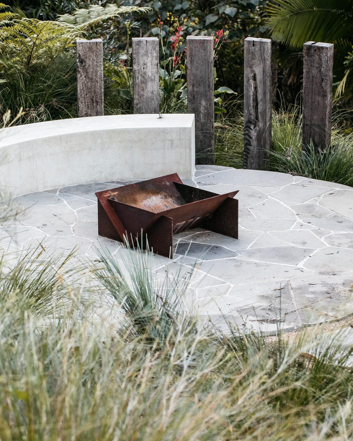 24 Outdoor Fire Pit Designs: Transform Your Backyard into a Cozy ...