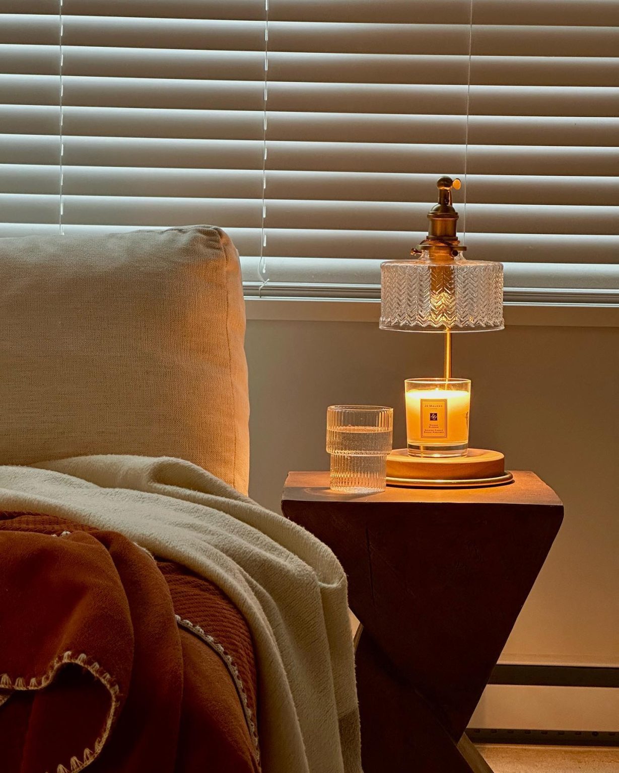 35 Candle Warmer Lamp Ideas to Transform Your Home Decor - placeideal.com