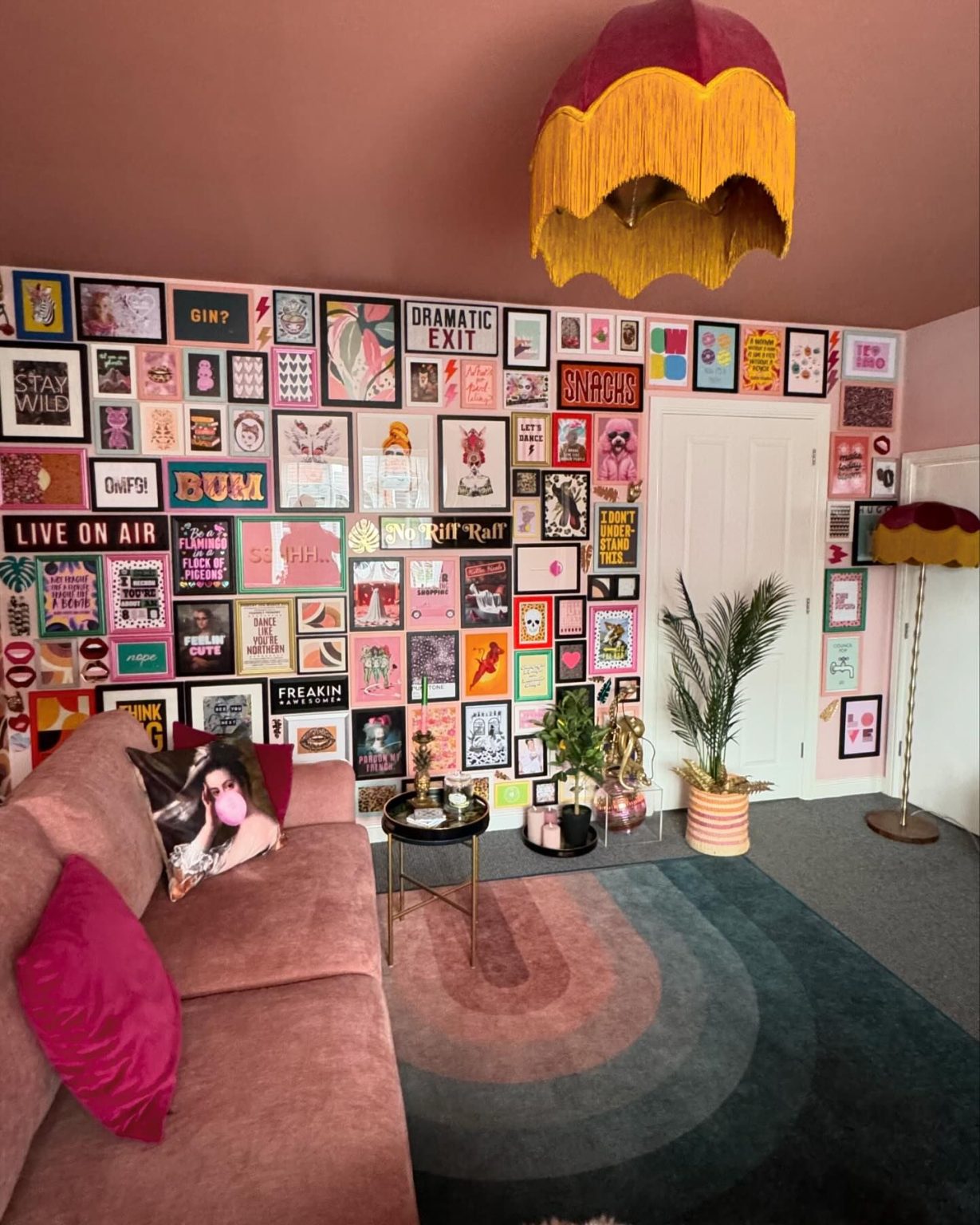 37 Gallery Wall Ideas 2025: Transform Your Space with Creative and ...