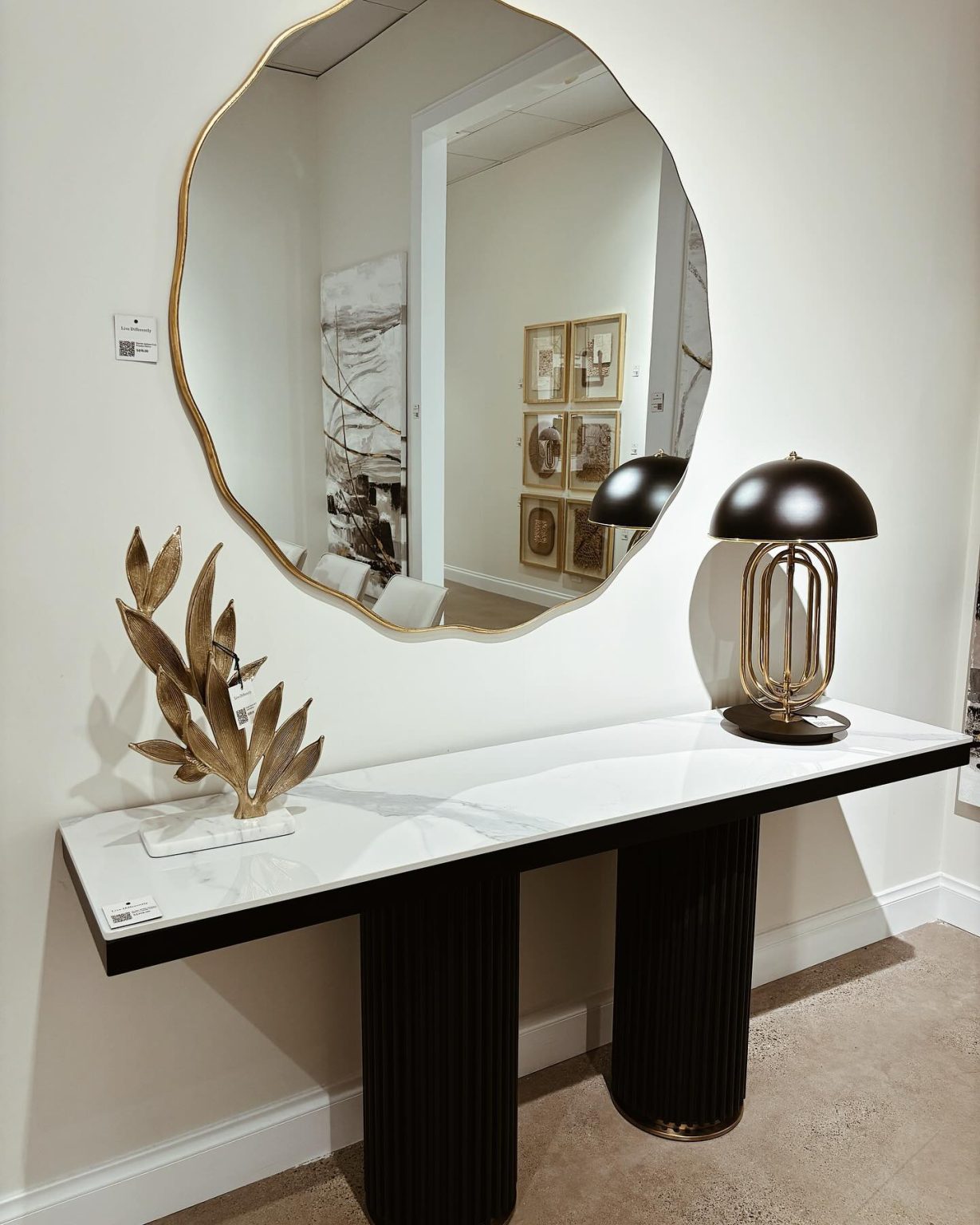 26 Stylish Console Table Ideas for Entryways and Living Rooms ...