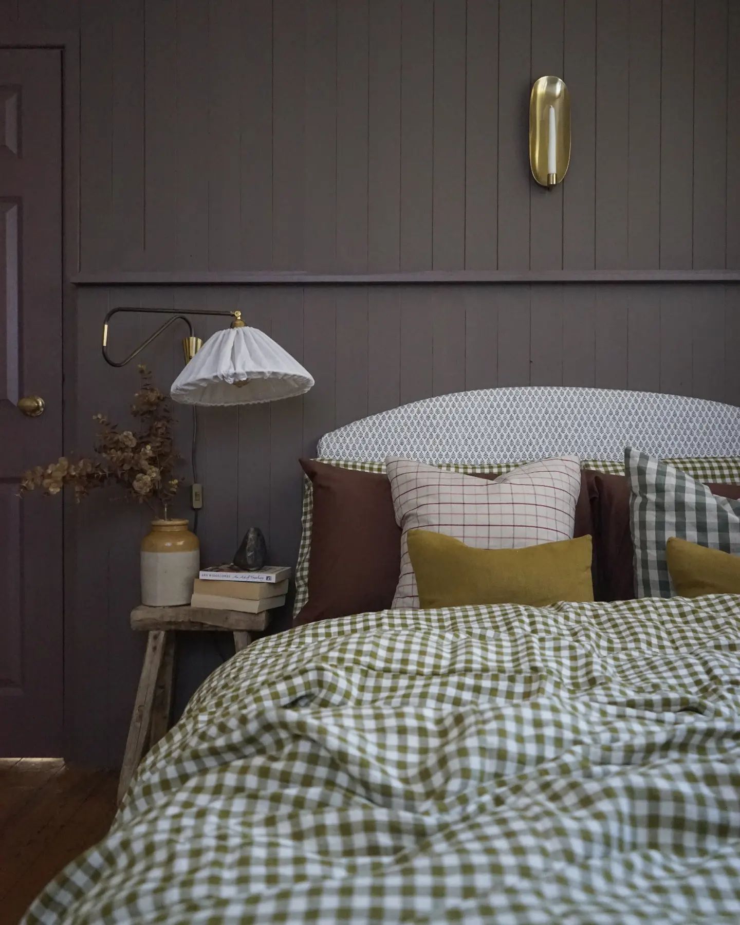 Transform Your Space with 35 Dark Bedroom Ideas for a Luxurious and ...