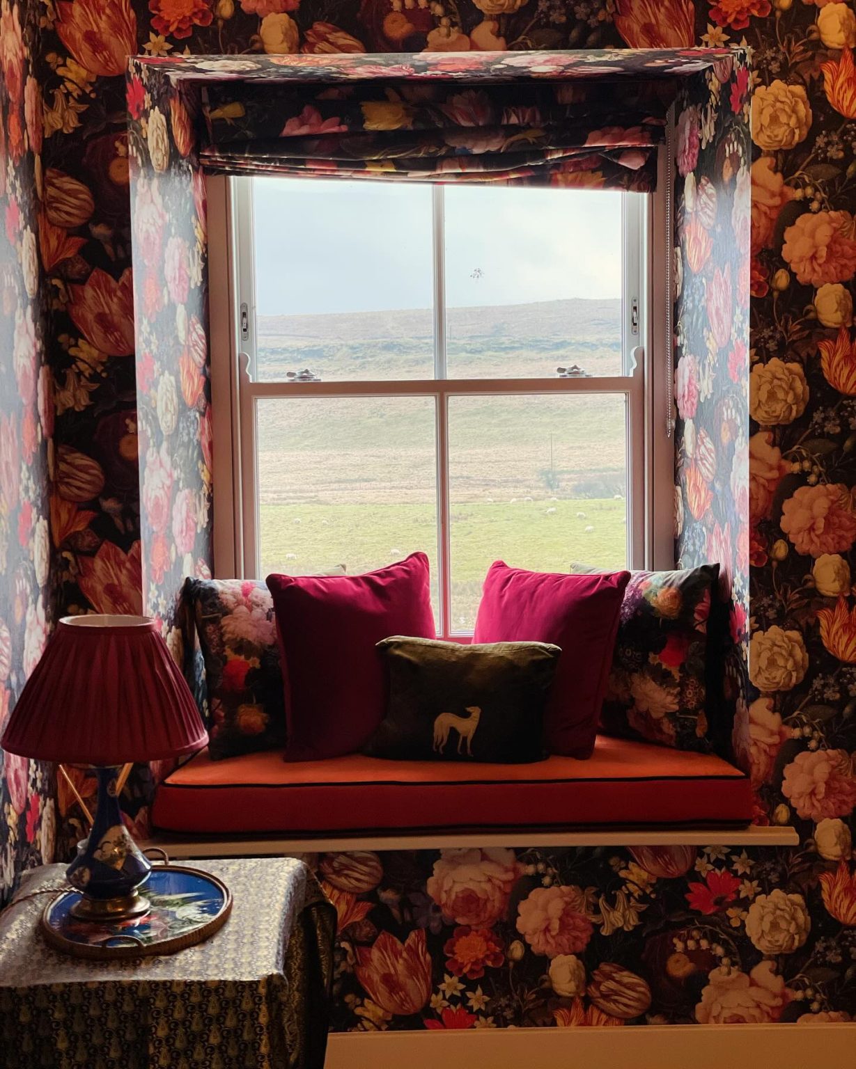 Discover 33 Window Seat Ideas for a Cozy, Stylish Home - placeideal.com