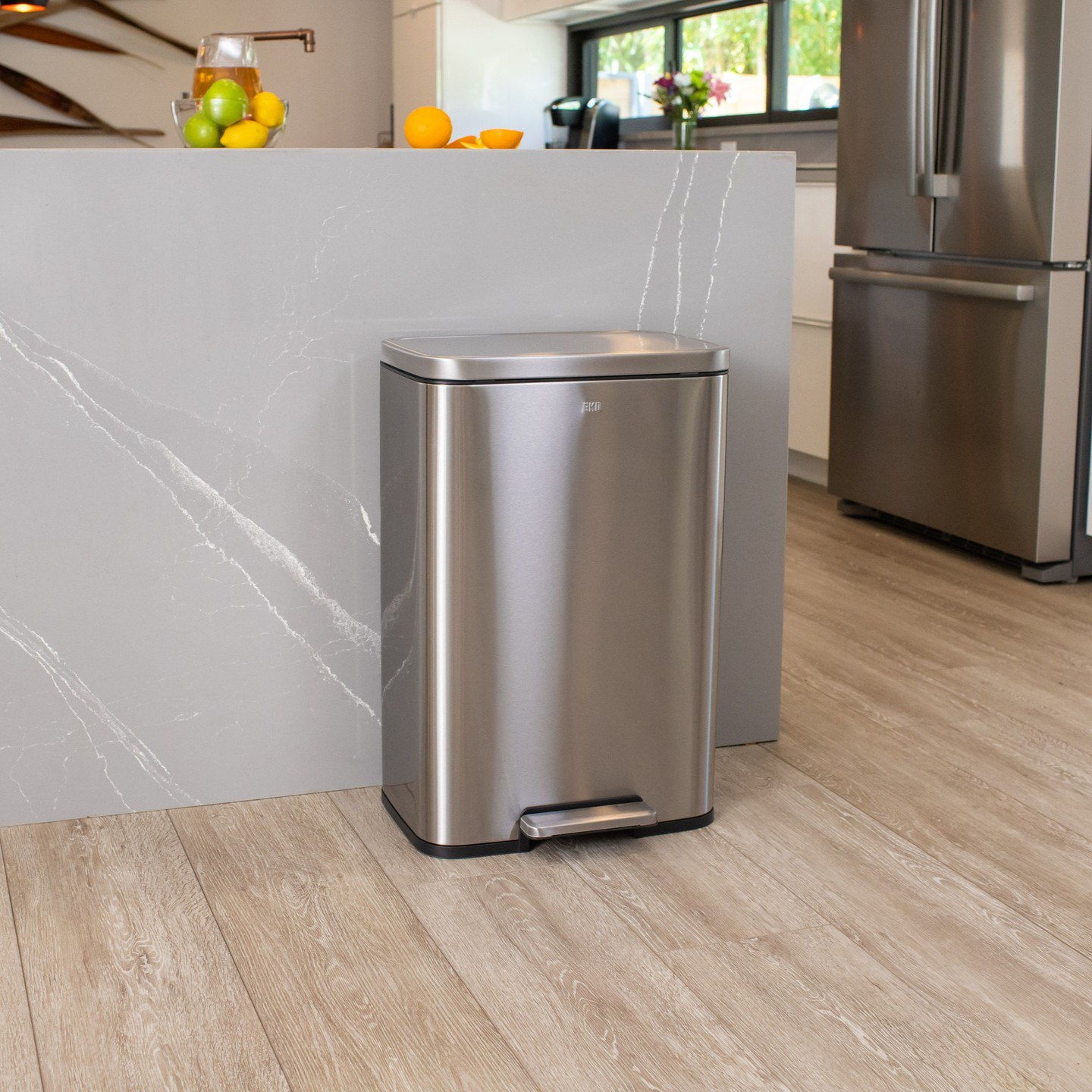 25 Kitchen Trash Can Ideas That Will Transform Your Space - placeideal.com