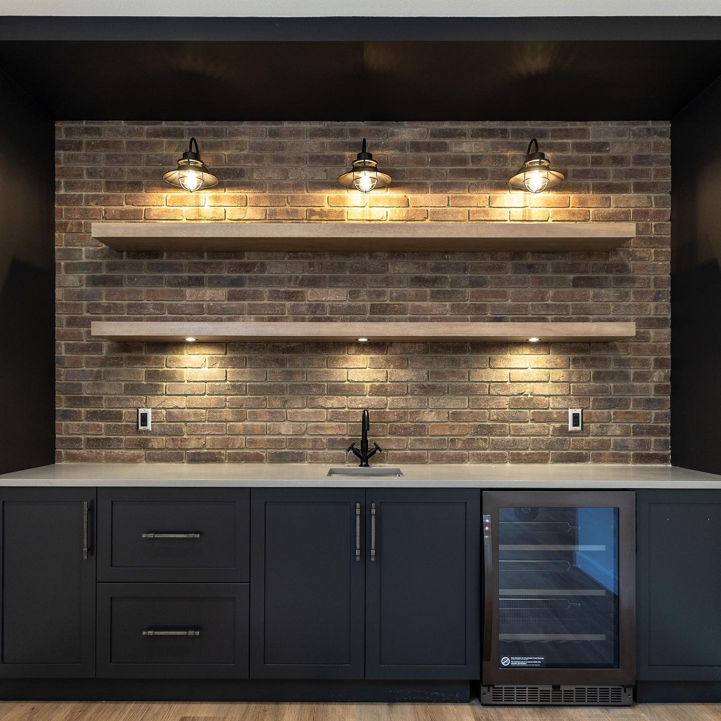 27 Basement Bar Ideas: Transform Your Space with Stylish Designs ...
