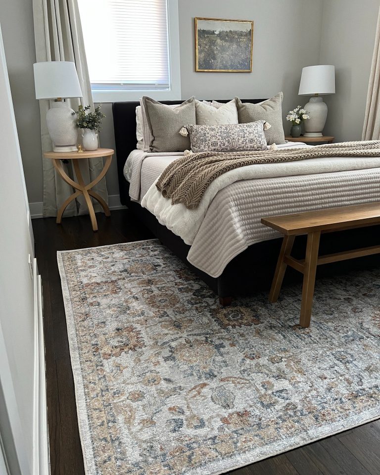 30 Rug Ideas for Bedroom: Stylish & Cozy Designs to Transform Your ...