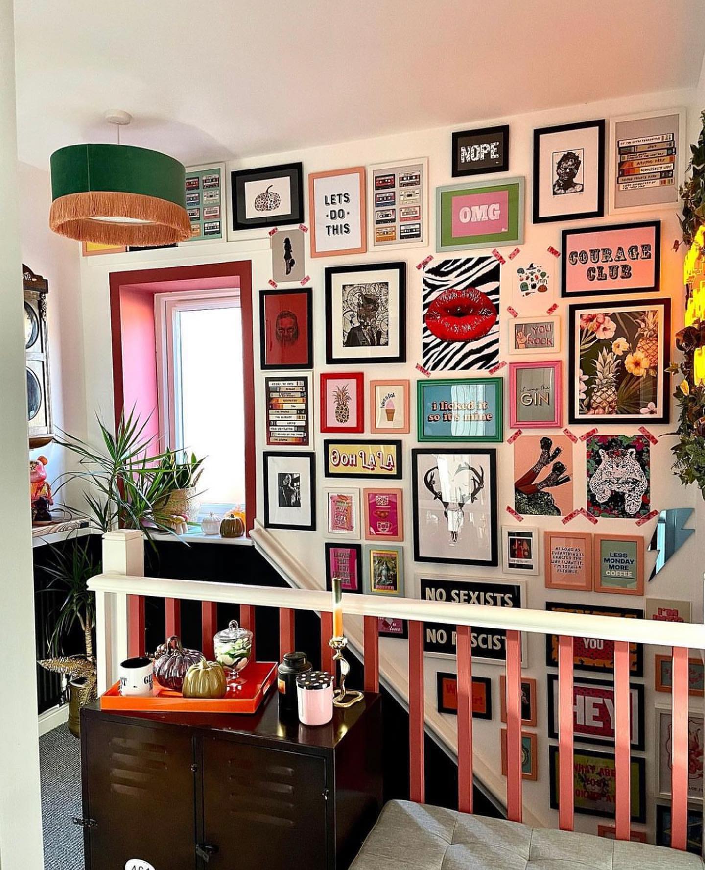 37 Gallery Wall Ideas 2025: Transform Your Space with Creative and ...