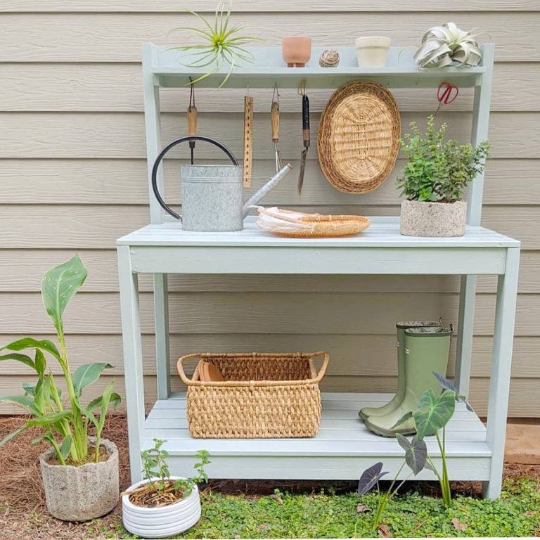 31 Potting Bench Ideas: Creative and Practical Solutions for Your ...